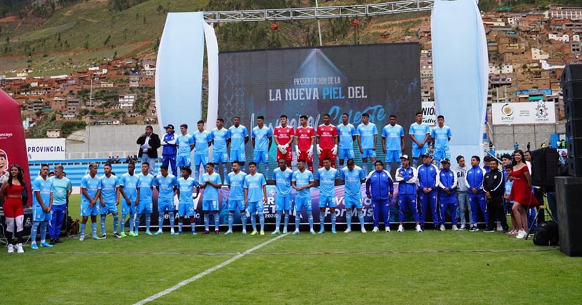 ADT presentó a su plantel y camiseta para la temporada 2024 | Ovación ...